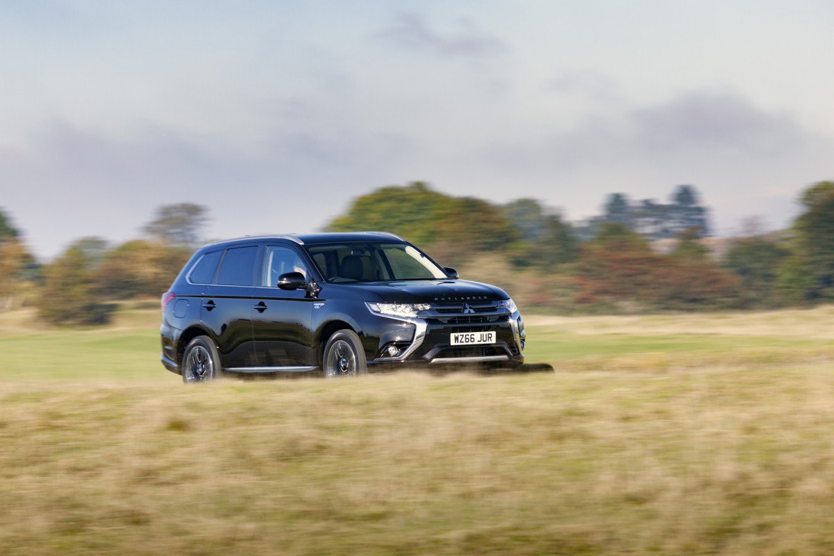 2017 Mitsubishi Outlander PHEV Juro Edition Is for the UK Only