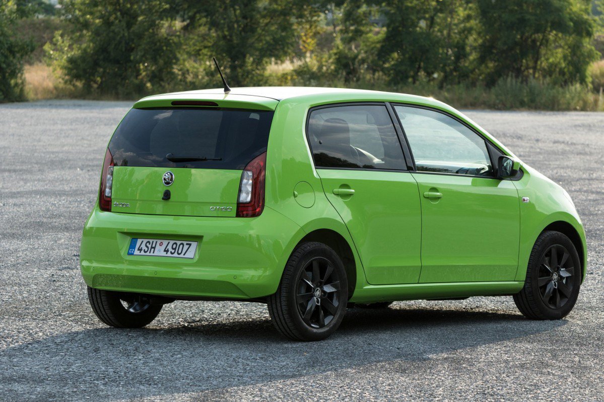 2017 Skoda Citigo facelift in detail, adds rally-flavored Monte Carlo...