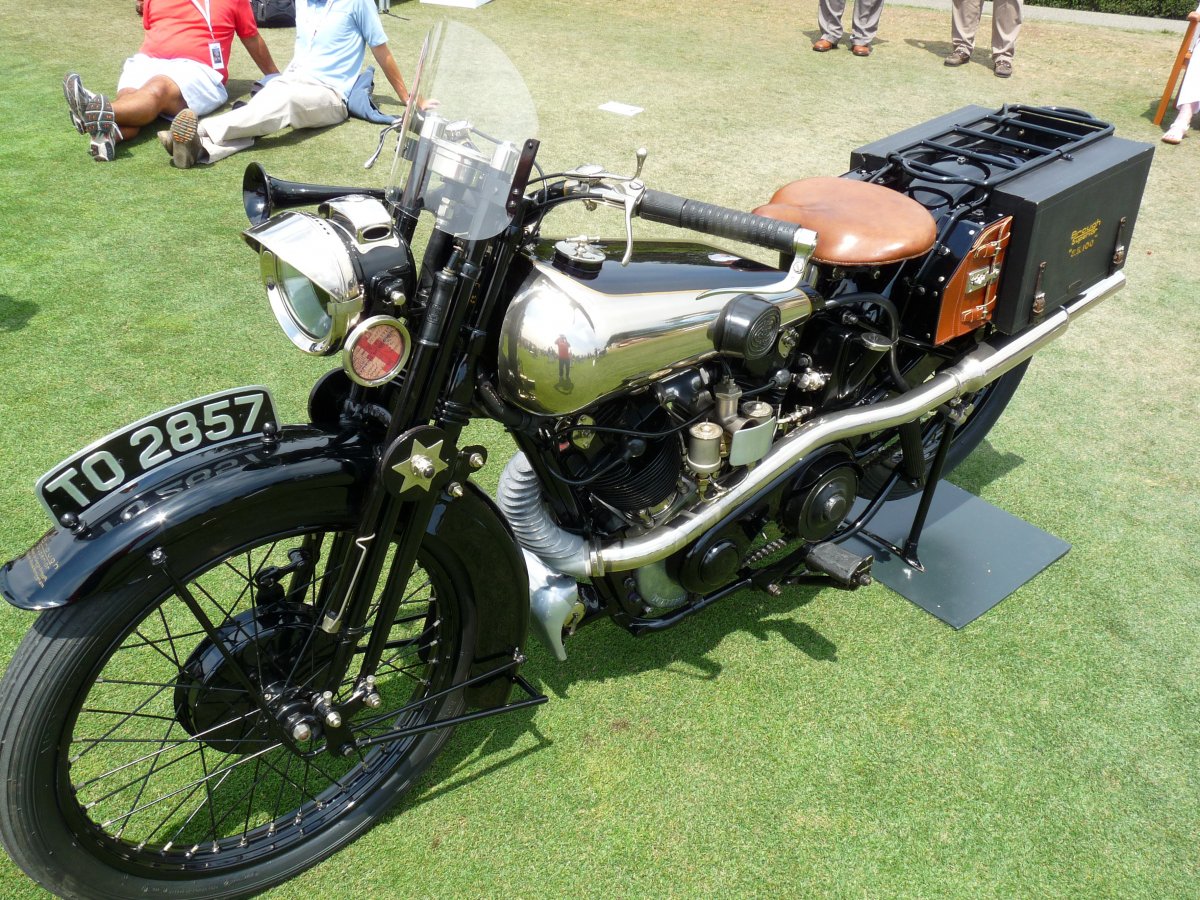 5 Not-So-Ordinary-Motorcycles: Brough Superior SS100