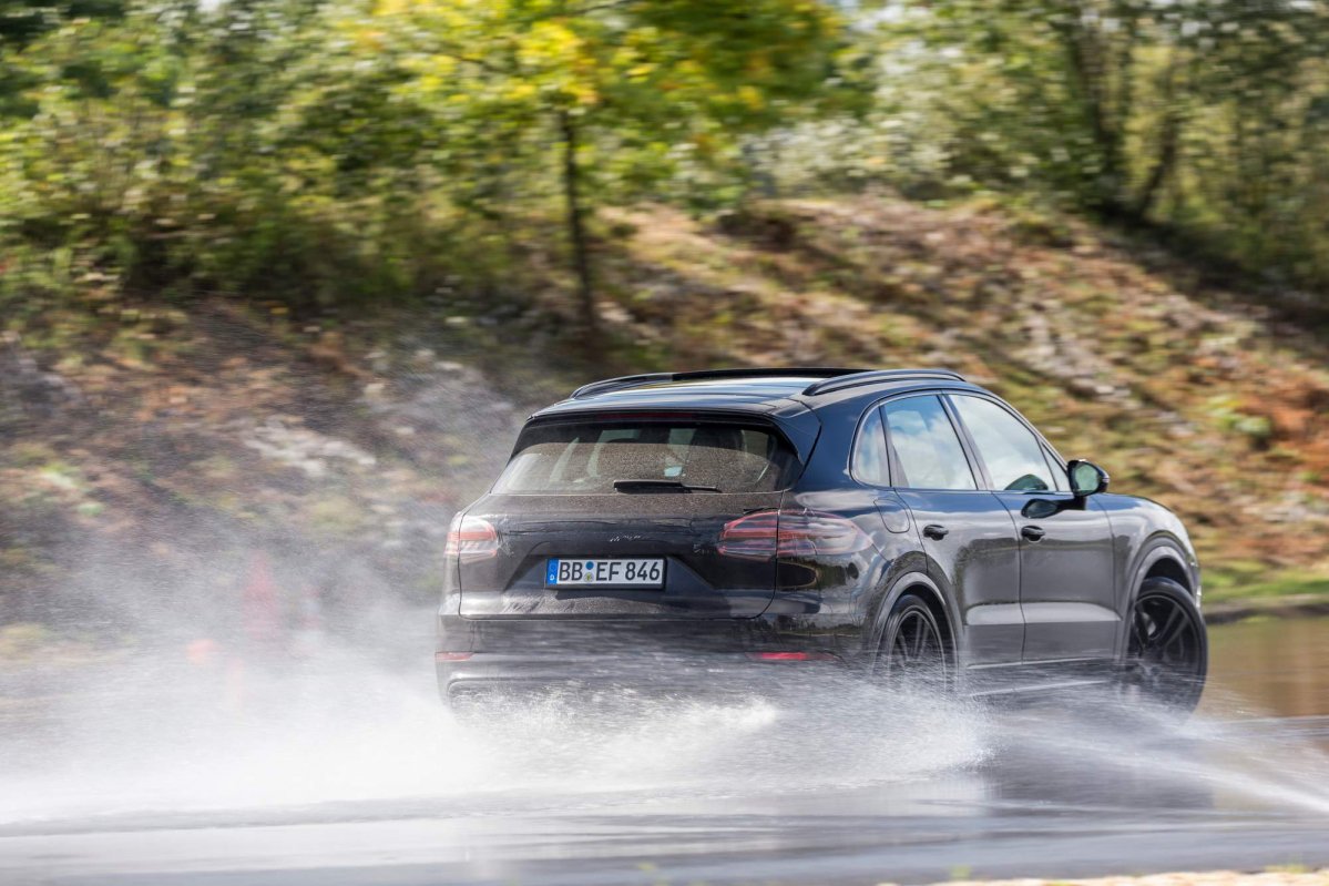 We ride shotgun in the all-new 2018 Porsche Cayenne on and off-road