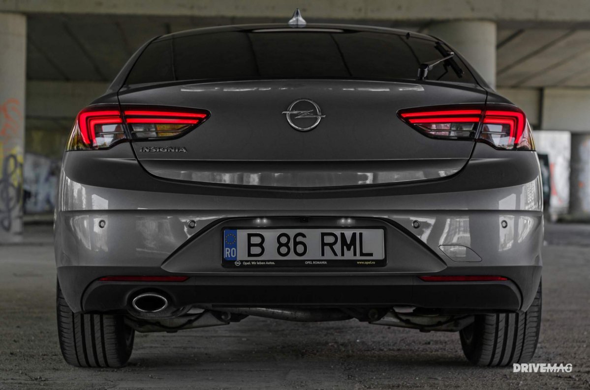 2018 Opel Insignia Grand Sport 2.0 CDTI AWD Dynamic review - the ...