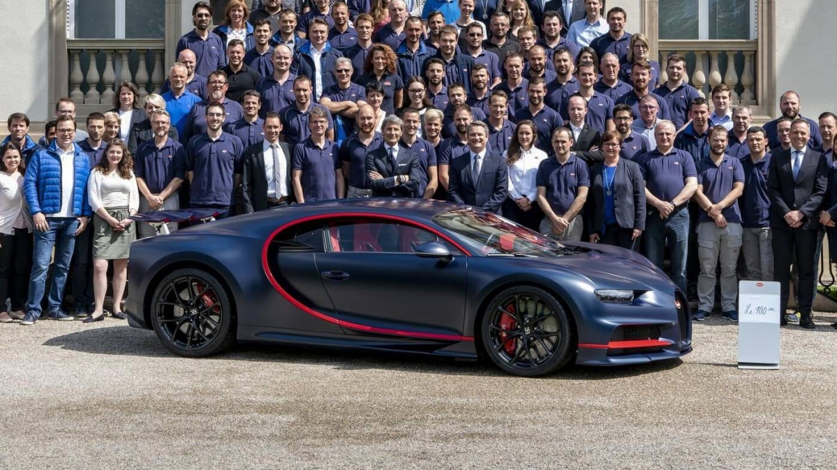 Bugatti announces the production of the 100th Chiron