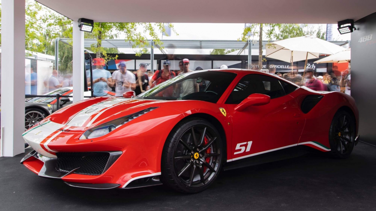 Ferrari Tailor Made unveils bespoke 488 Pista "Piloti Ferrari"